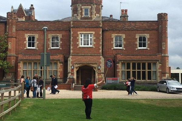 University of Reading: Admissions 2024, Fee-Structure, Courses ...