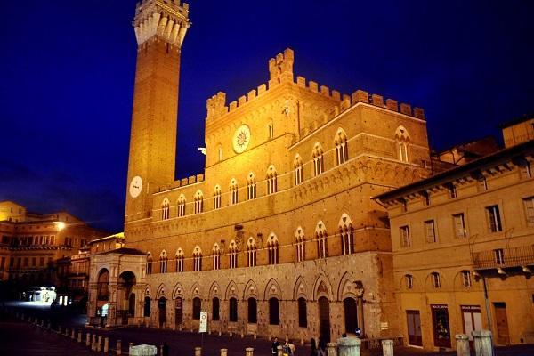 University of Siena: Admissions 2024, Fee-Structure, Courses ...